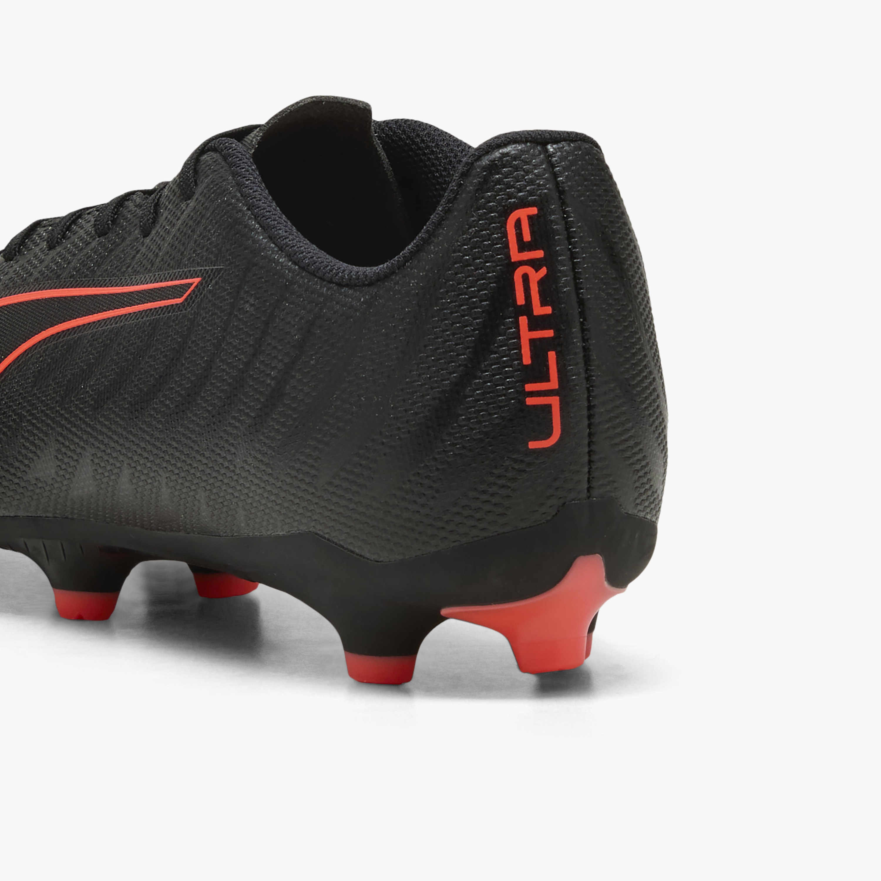 Buy Puma Men Ultra 6 Play FG/AG Lace-Up Football Firm Ground Shoes ...