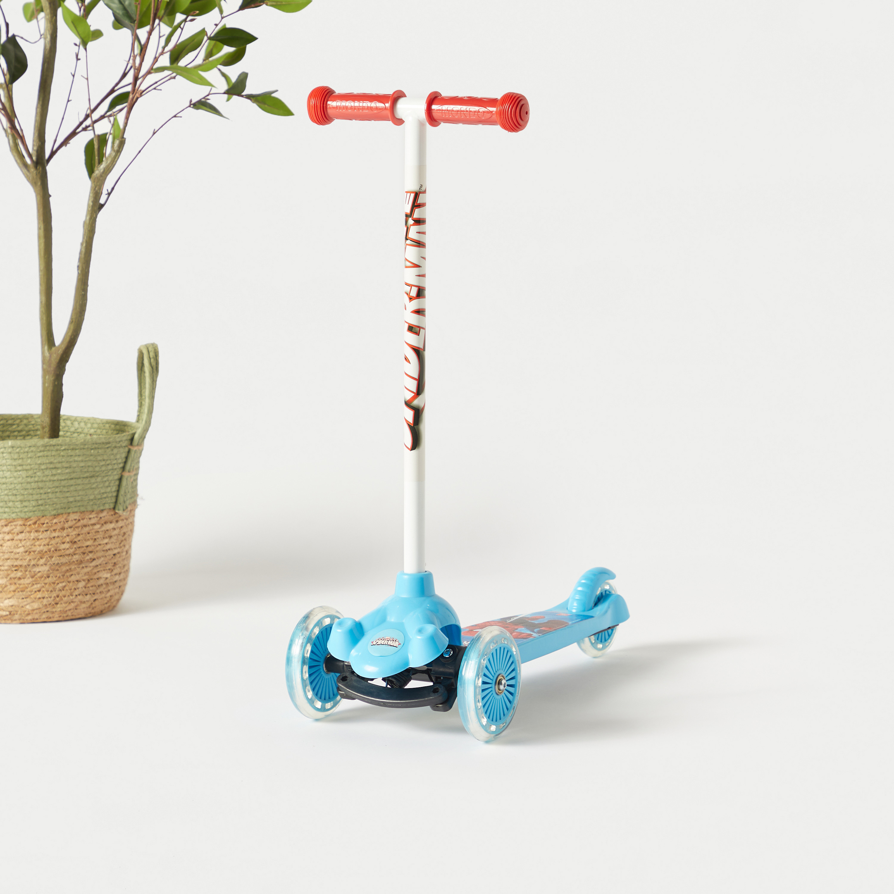 Buy Spider-Man Print 3-Wheel Twist and Roll Scooter with Handle Online ...