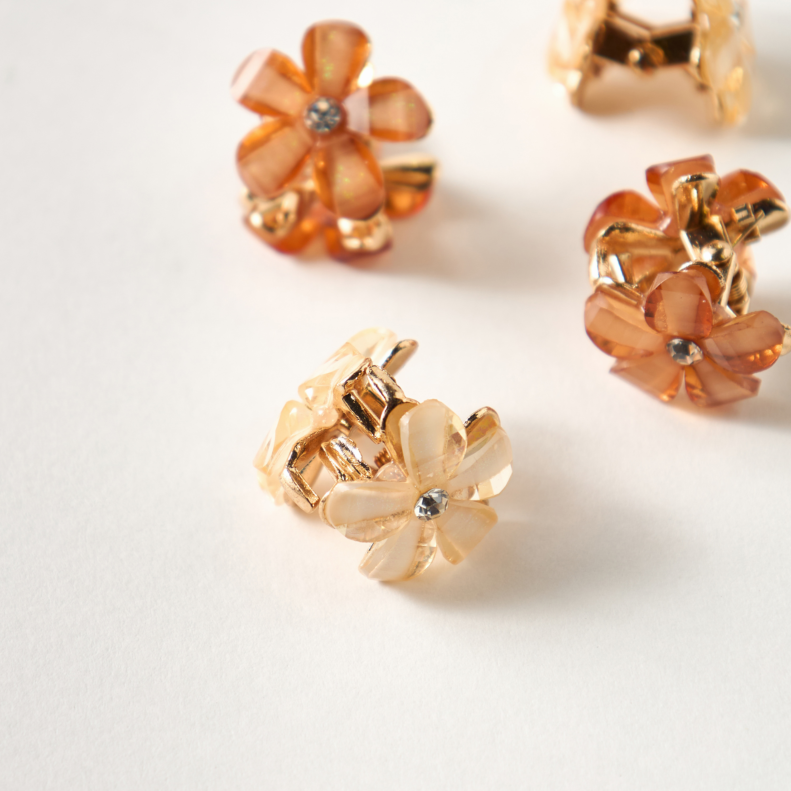 Buy Studded Flower Shaped Hair Clamp - Set of 4 Online | Centrepoint ...