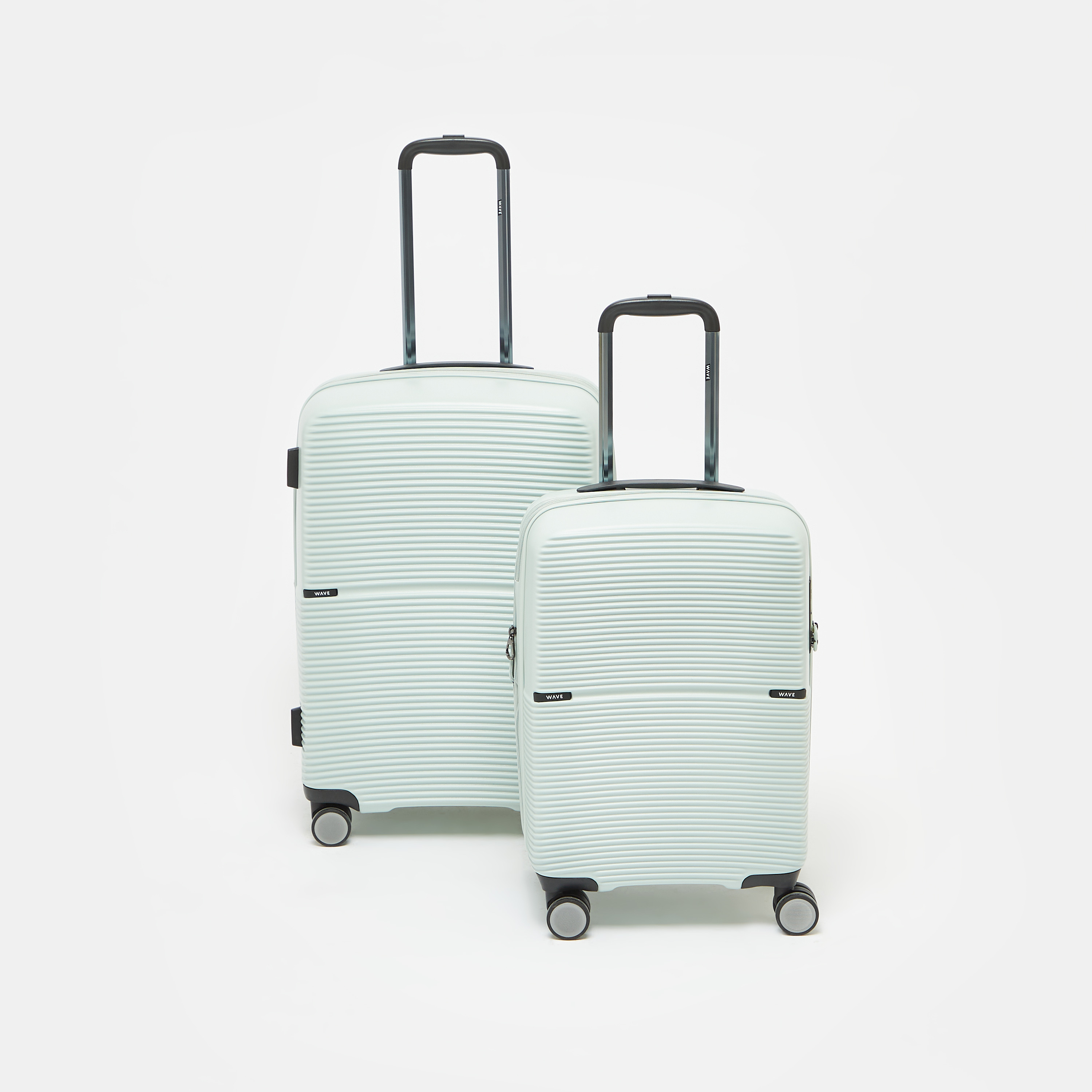 Shop Duchini Textured Hardcase Luggage Trolley Bag with Retractable ...