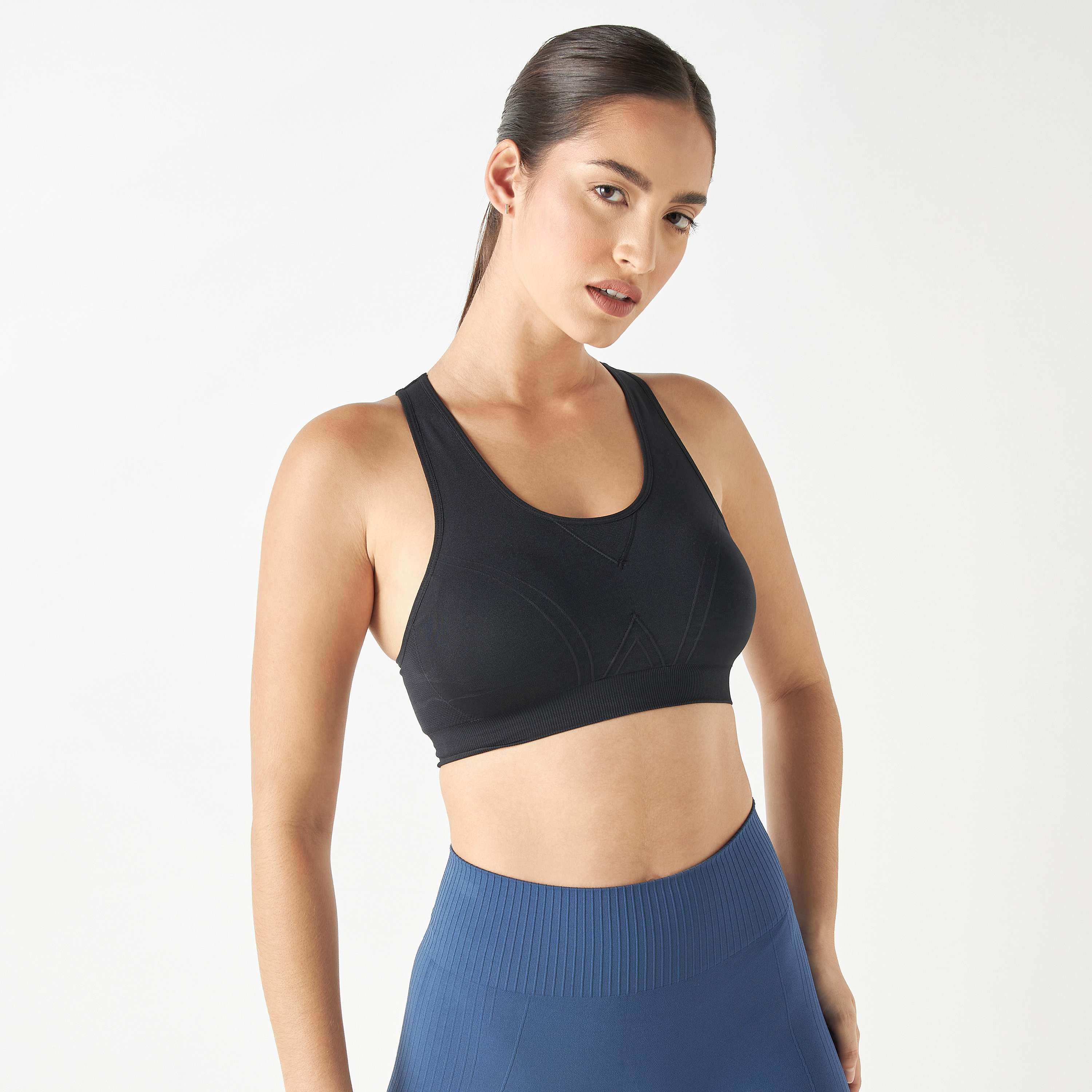 Shop Textured Racerback Sports Bra Online | Splash Saudi