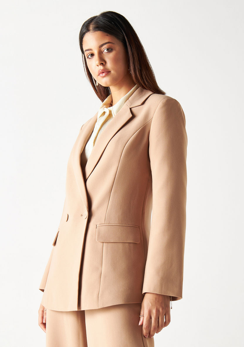 Buy Womens Solid Notch Lapel Blazer With Pockets Online Centrepoint