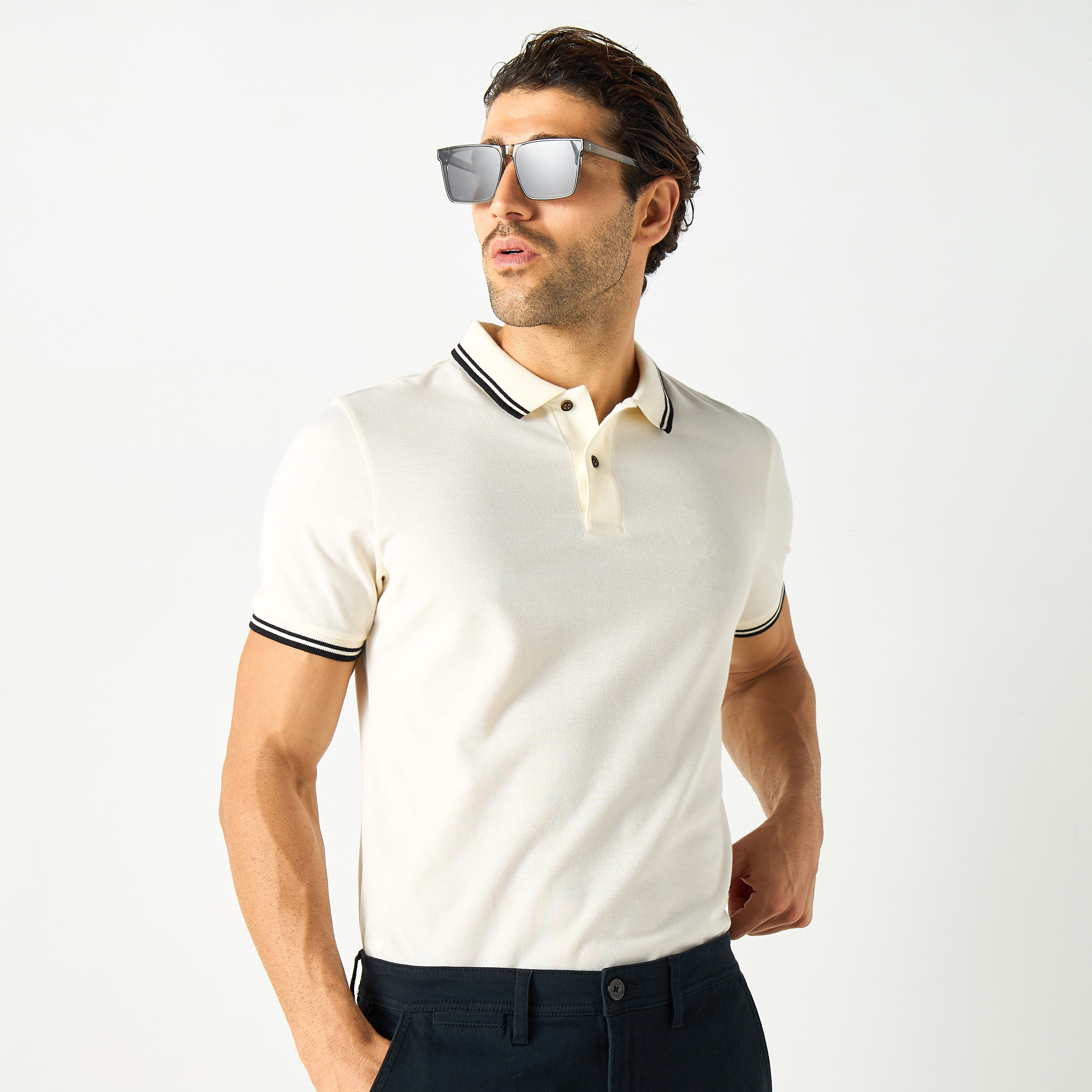 Shop Polo T-shirt with Short Sleeves and Tipping Detail Online ...