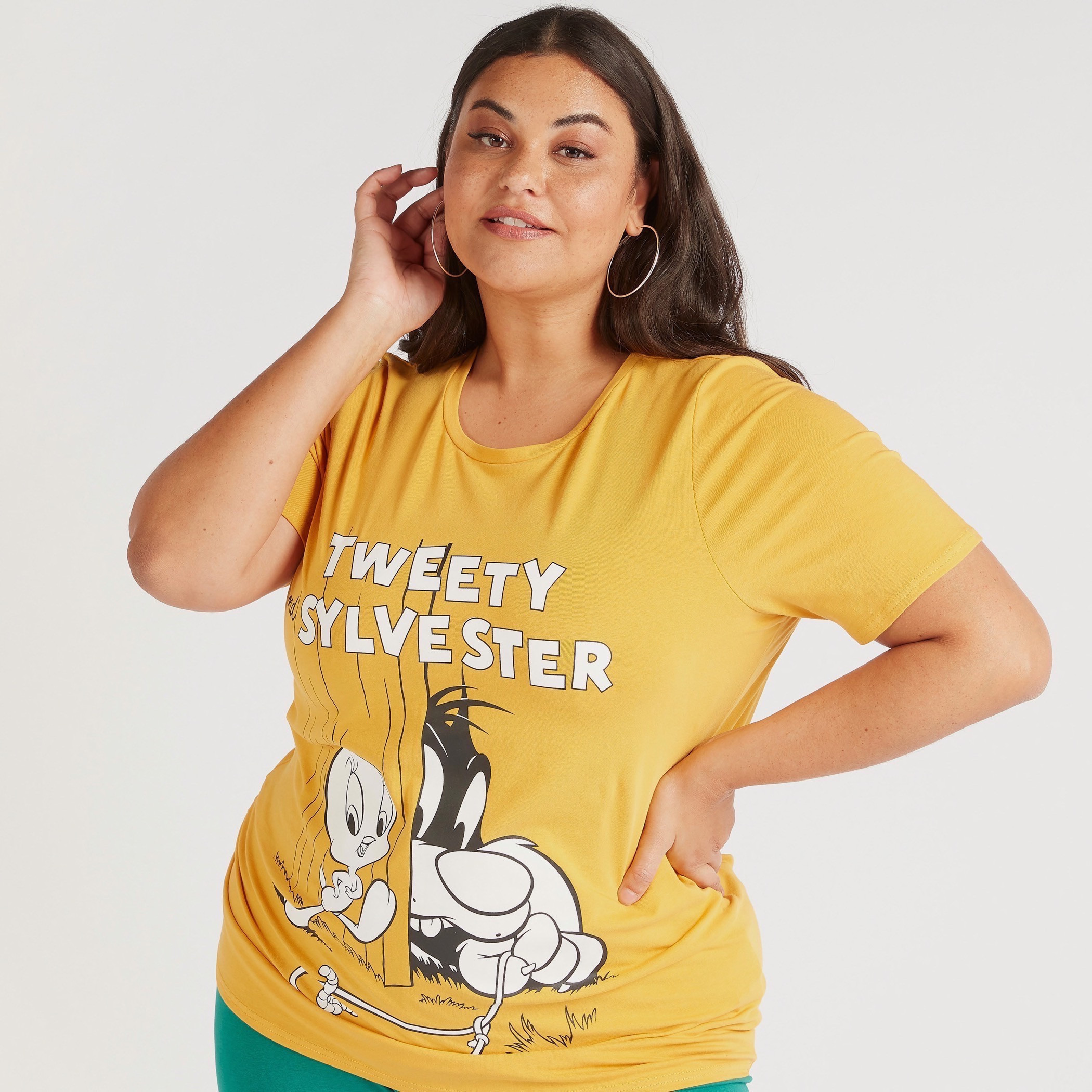 Buy Tweety & Sylvester Print Round Neck T-shirt with Short Sleeves ...