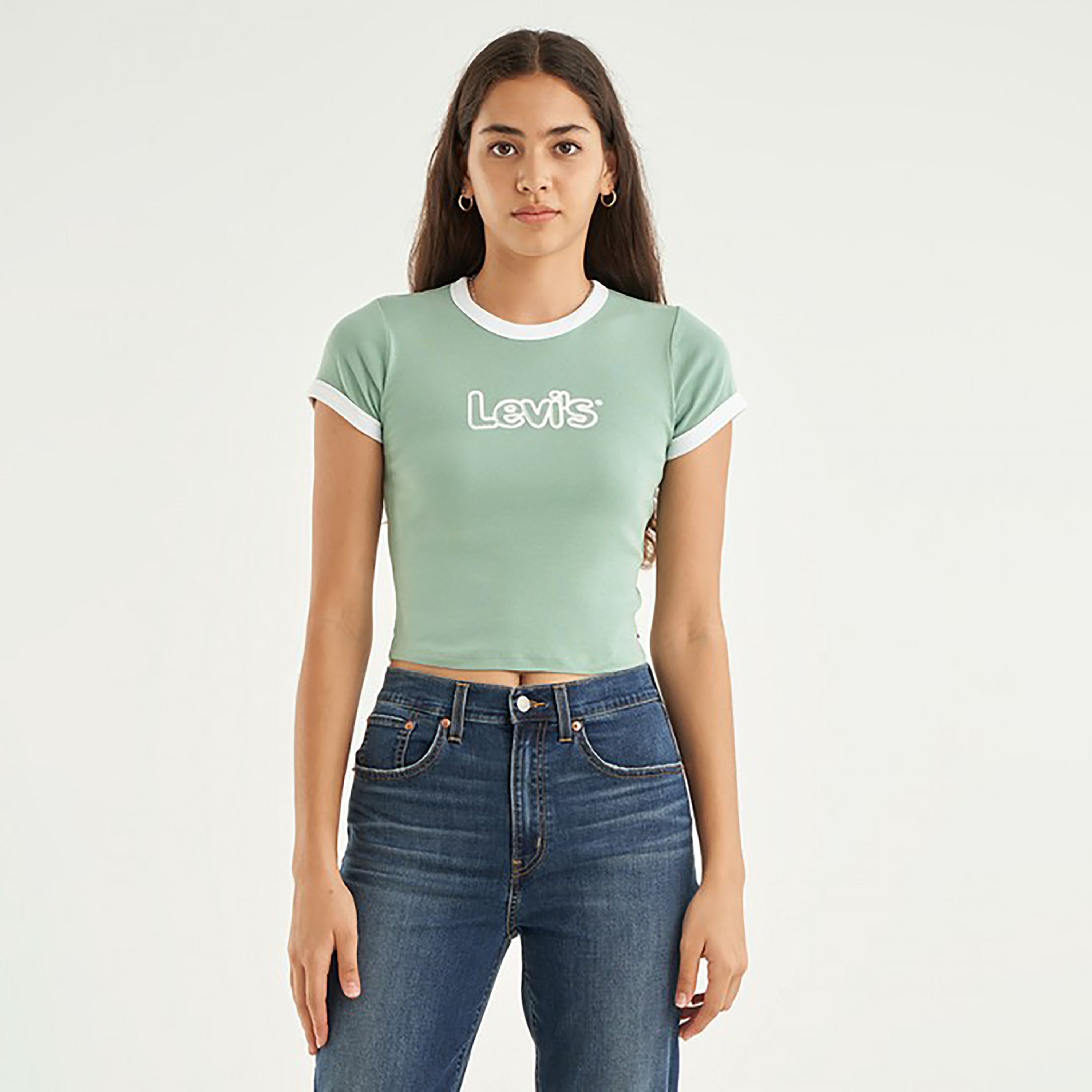 Buy Women s Levi s Logo Crew Neck Short Sleeves Cropped T Shirt Online Centrepoint KSA