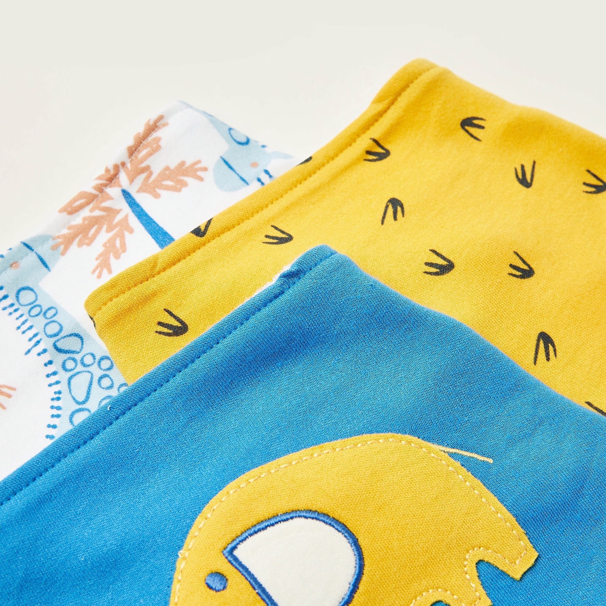 Buy Juniors Printed Dribble Bib with Button Closure - Set of 3 Online ...