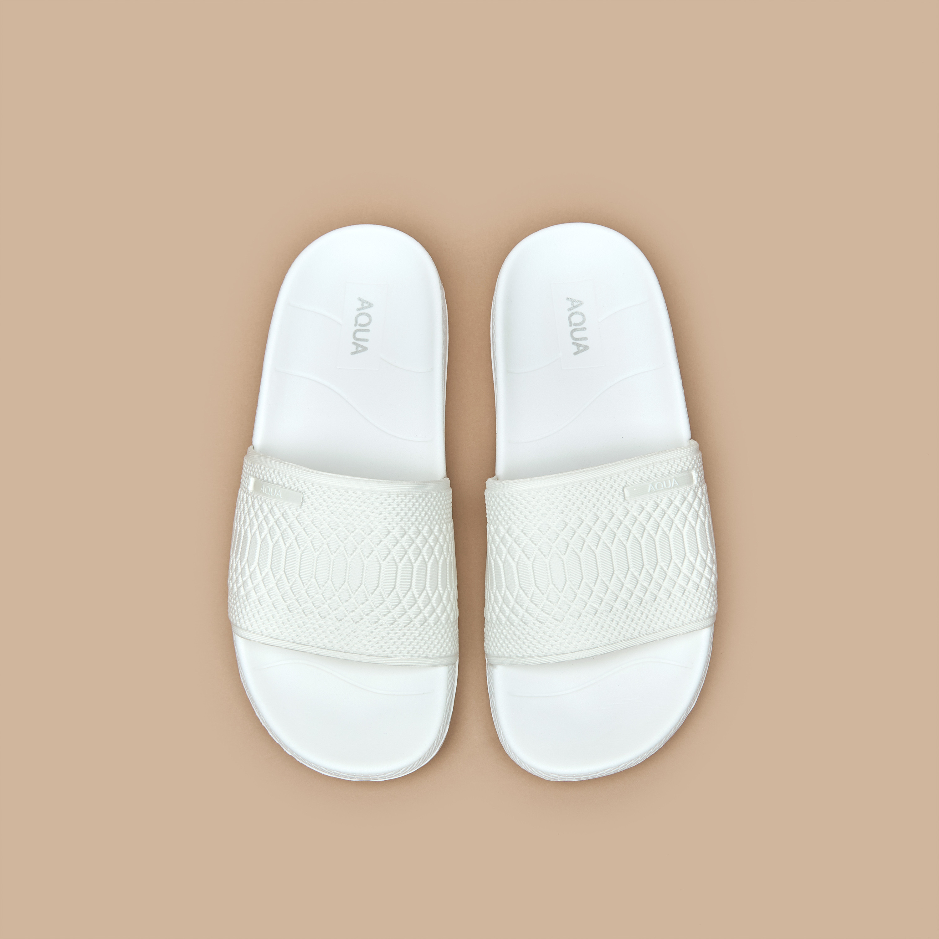 Shop Aqua Textured Slide Slippers Online | Splash UAE