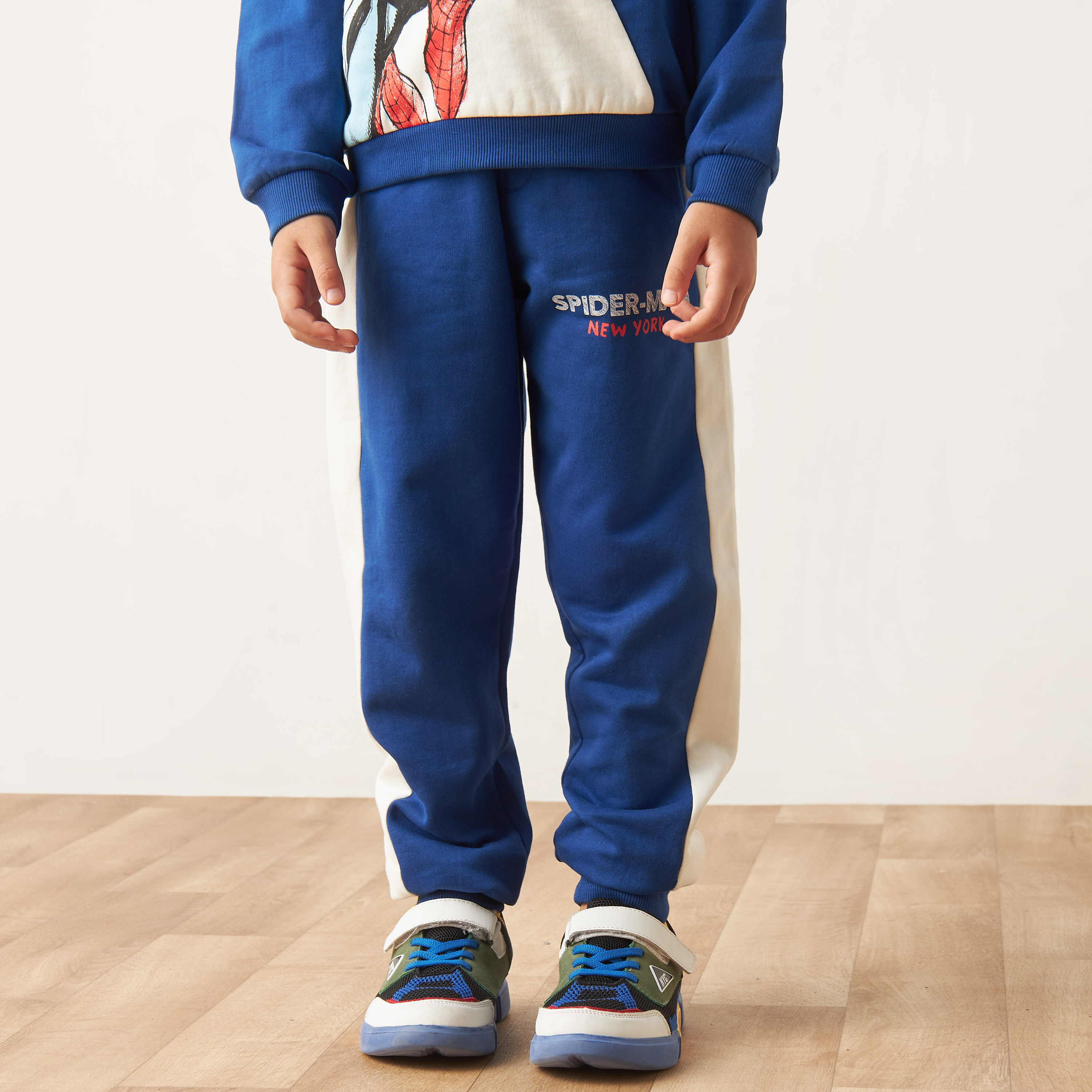 Buy Spider-Man Print Sweatshirt and Joggers Set Online | Centrepoint Qatar