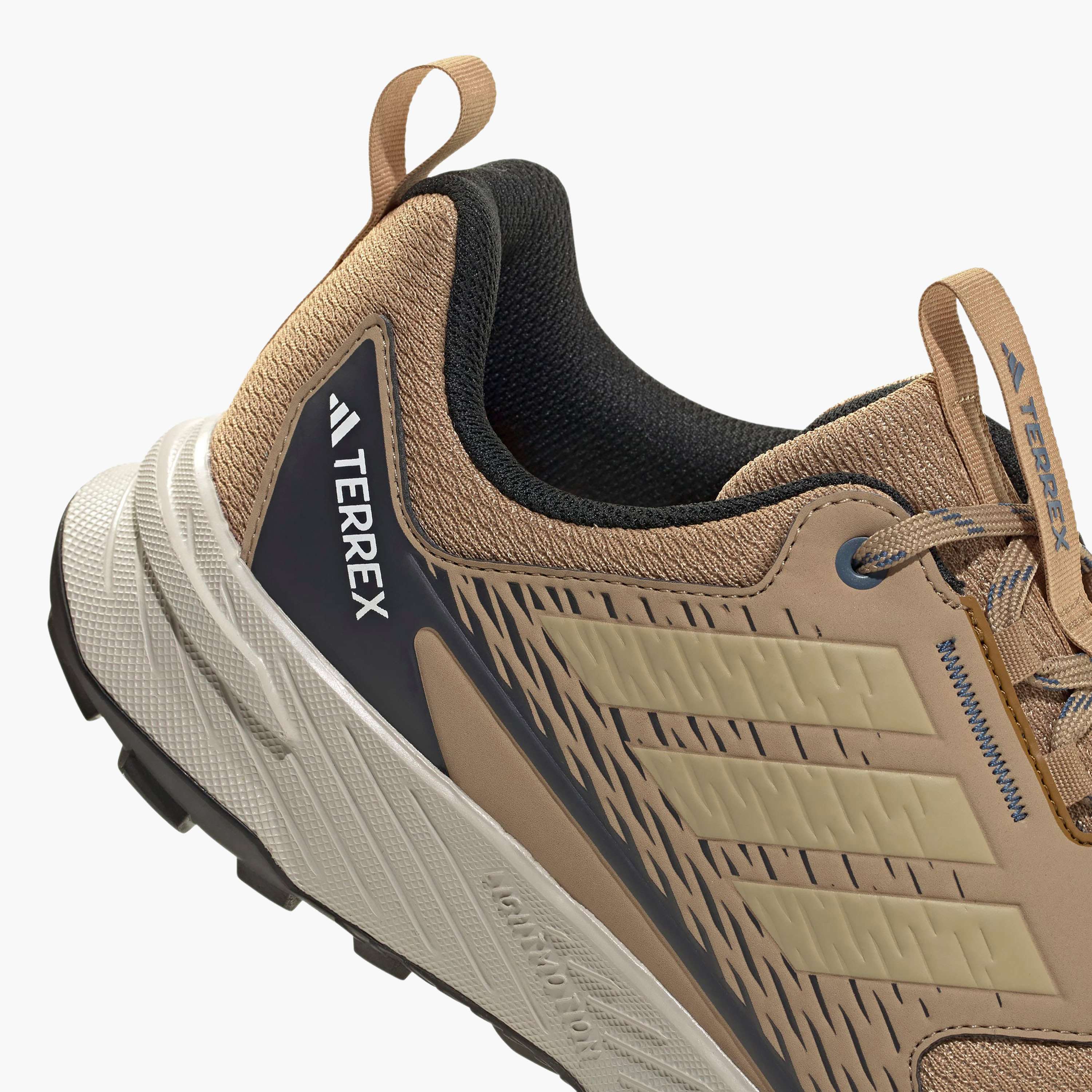 Shop adidas Men TERREX TRACEFINDER Lace-Up Sports Shoes Online | Splash UAE